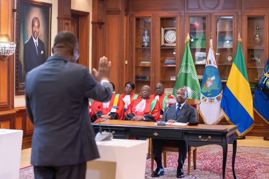 Eric Joël Bekalé a prêté serment en présence du chef de l’Etat Ali ...